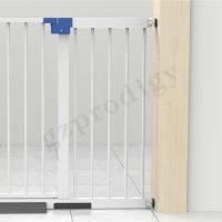 China 11.85 Inch Extendable Baby Gate , Ecofreindly Metal Dog Gate For Stairs for sale