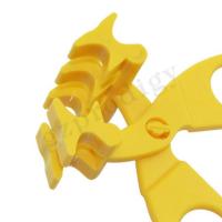 China BPA Free Baby Food Cutter Other Baby Products Detachable Masher Grinder for sale