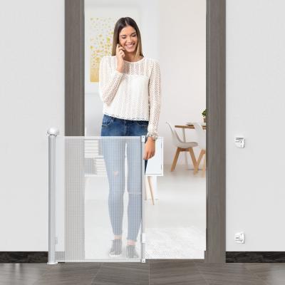 China Child Safety Retractable Gate In Stairs Balcony Customized Logo for sale