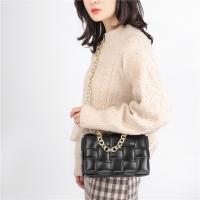 China Weave Flap Womens Leather Messenger Bag PU Leather Crossbody Bag for sale