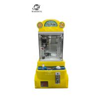 China Customized  Mini Gift Claw Crane Machine With Sound Effects Acrylic Material for sale