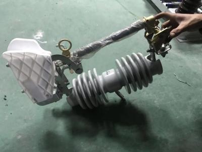 China Arc Extinquishing Chamber 27kv Porcelain Fuse Cut Out for sale