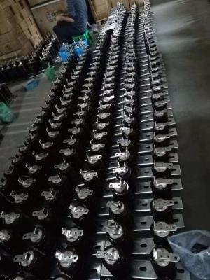 China STD Outdoor 15kv 630A High Voltage Disconnect Switch Pollution Proof for sale