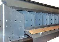 China 16 Holes Broiler Breeder Egg Nest Collection System 610mm Height for sale