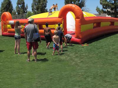 China Yellow / Red Outdoor Inflatable Games Inflatable Soft Mountain For Kids Racing for sale