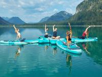 China Fitness Venus Hub 8 Places YOGA Inflatable SUP Platform Paddle Board Docking Station  9'7