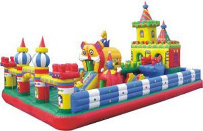 China ODM toddler Playground Inflatable Amusement Park Blow Up Castle for sale