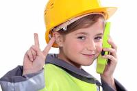 China Handheld Walkie Talkie Toy Long Range 3-5km 8-22 Channels Storage 1 Year Warranty for sale