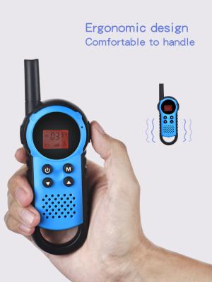 China Walkie Talkie Two Way Radio Kids ABS Material 462MHZ 0.5W 22 Channel Hands Free for sale
