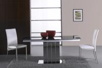 China Clear Extendable Dining Room Table Extendable Glass Dining Table 1660*900mm For Office for sale