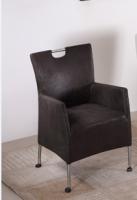 China Leather Upholstered Dining Room Arm Chairs Easy Maintenance 565*655*930mm For Living Room for sale