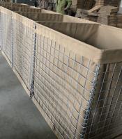 China 4mm Square Hole Hot Dipped Galvanized Gabion Box Defensive Barrier for sale