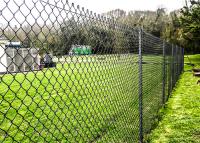 China Hot Dipped Galvanized 12.5 Gauge Chain Link Fence Solid Black for sale