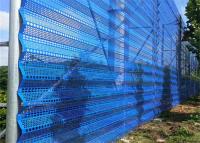 China Colorful Garden Windbreak Fence Panels With Custom Shapes Easy Installation Various Applications for sale