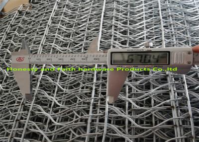 China 25.4mm X 67mm Hole Size Pipeline Reinforced Welded Wire Mesh For Gas & Oil Pipeline for sale