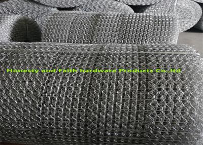 China 5 Rolls Per Bundle Galvanized Reinforcement Welded Mesh Oil And Gas Pipeline Use for sale