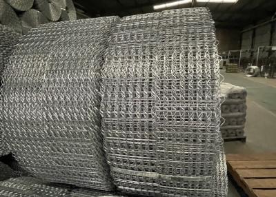China 10 Lines 1.8mm Wire Diameter Reinforcement Curved Wire Welded Mesh For Offshore Oil Pipelines for sale