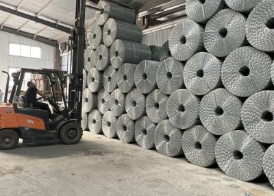 China 6Rolls Per Bundle Galvanized Pipe Coating Welded Mesh For Everglades Gas Pipeline for sale
