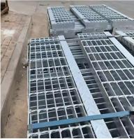 China Construction Material Stainless Steel Galvanized Steel Heavy Duty Steel Grating for Walkway for sale