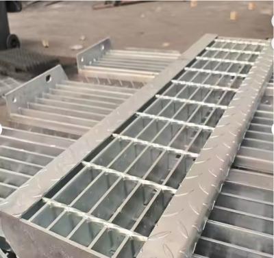 China Galvanized Stainless Heavy Duty Steel Grating Walkway Trench Cover for sale