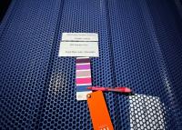 China 5050mm Length RAL5000 Violet Blue Color Windbreak safety screen for Garden for sale