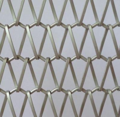 China 2.5m Width 25mm Hole SS Architectural Woven Wire Mesh Curtains for sale