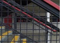 China Durable Crimped Wire Mesh Anti Corrosion For Stairs Park Zoo Safety Fence Use for sale