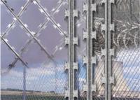 China SS304 Grade Strong Tensile Stainless Steel Razor Barbed Wire for Safety Fence for sale