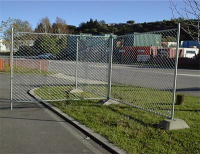 China 5mm Wire Mesh Strong Heavy Duty Wire Fence Panels For School for sale