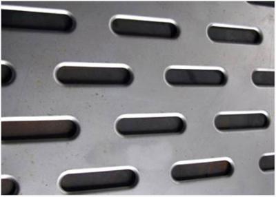 China Balconies Slot Hole Perforated Aluminum Panels Liquids And Solids Filtration for sale