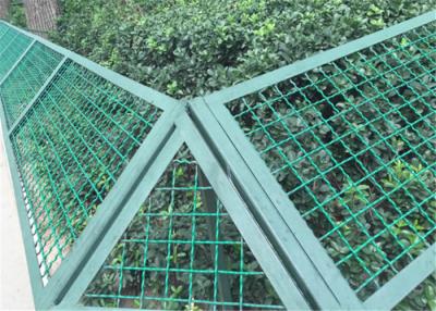 China 30*30mm Stainless Steel Crimped Wire Mesh Square Hole Safety Use for sale