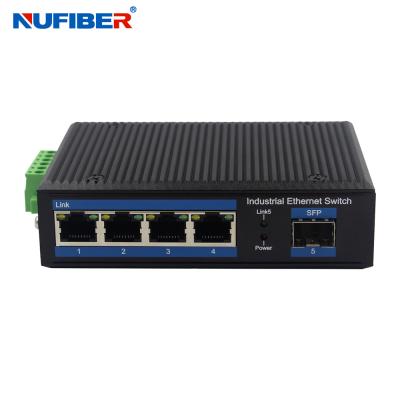 China 1000M Industrial Fiber Ethernet switch 4 Rj45+1x1000M SFP Slot with Din-rail wall mount for sale