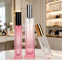 China Screw-Top Spray Glass Bottle for Cosmetics 5ml 10ml Portable Perfume Refill Glass Bottle for sale