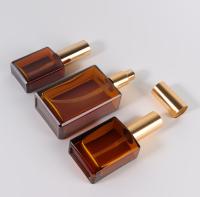 China Amber Square Glass Perfume Spray Bottle, 30ml&50ml&100ml, Empty Bottle with Gold Sprayer, Custom Wholesale Fragrance Packaging for sale