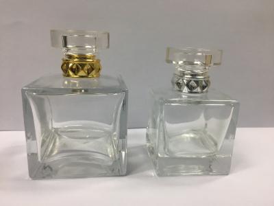 China 100ml Square Glass Cosmetic Spray Bottles /  Reusable Glass Perfume Bottle with arcylic cap for sale