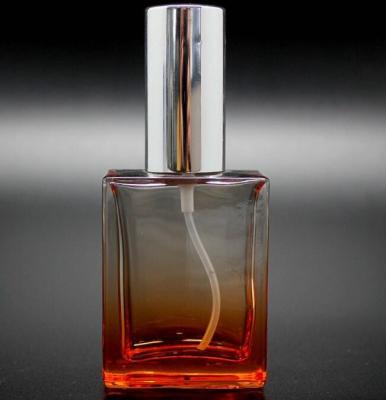 China 30ml Clear Vintage Glass Perfume Bottles Spray Bottle Makeup Packaging OEM for sale