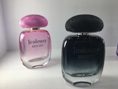China Gradient Pink Gradient Black Luxury Perfume Bottles With Atomizer Cap for sale