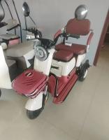 China Compact and Comfortable Electric Tricycle for Short Distance Travel 5-7h Charge Time for sale