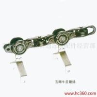 China Overhead Monorail Enclosed Track Chain Conveyor 50kg Capacity 3000kg Pull Force for Wet Spray Painting Line for sale