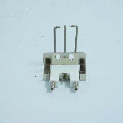 China Automatic Gas Burner Ignition Electrode 3 Needle 16-25KV Alumina Ceramic for sale