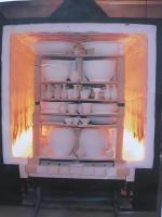 China Shuttle Kiln for Ceramic Production with 1600°C Temperature Control and Customizable Dimensions for sale