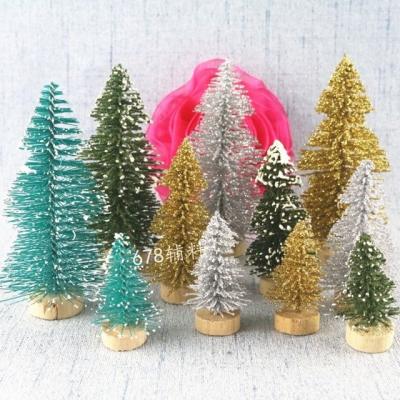 China Bring the Magic of the Season to Your Home with our Handcrafted Glitter Christmas Tree 6cm for sale