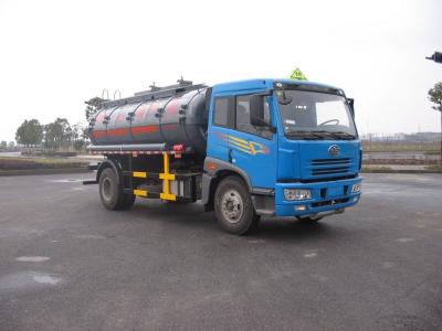 China FAW 4x2 24700L Liquid Chemical Tank Truck National III BF6M1013-26E3 203 HP Diesel for sale