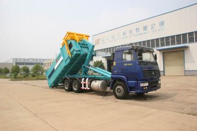 China Detachable Garbage Collection Vehicle 13.2 Ton 6x4 Sinotruk Chassis 196kW for sale