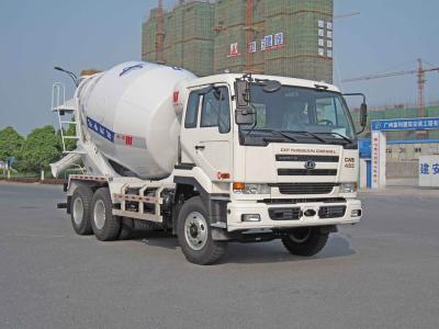China 6x4 UD Nissan Concrete Mixer Truck 320HP 8-10cbm Capacity for sale