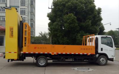China Truck Mounted Crash Attenuator 100K Crash Cushion Vehicle 8050x2450mm for sale