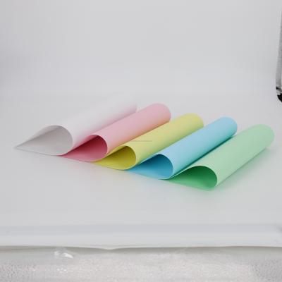 China Premium 100% Virgin Wood Pulp NCR Paper with High Ink Absorption and Micro-Perforated Edges for Invoices & Receipts for sale
