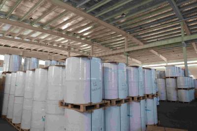 China Oil Resistant Jumbo Thermal Paper Roll 45gsm/55gsm/60gsm/70gsm For Printing Needs for sale