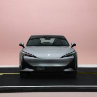 China Arcfox Alpha S5 EV Sedan 560KM Range 2024 Model Low Carbon Eco Friendly Adults for sale