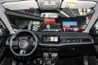China 2023 MG5 1.5T 181HP L4 Gasoline Sedan 4 Door 5 Seat 4695mm Length for sale